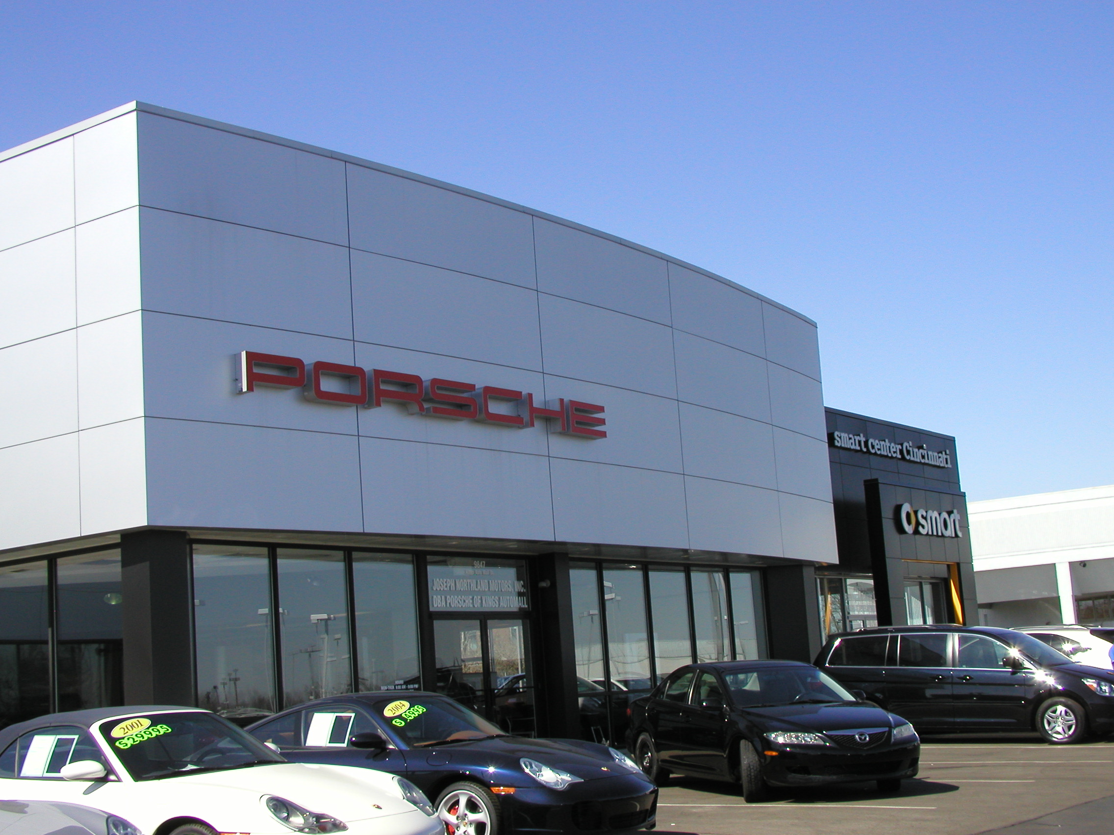 Porsche & Smart Car - Cintech Construction